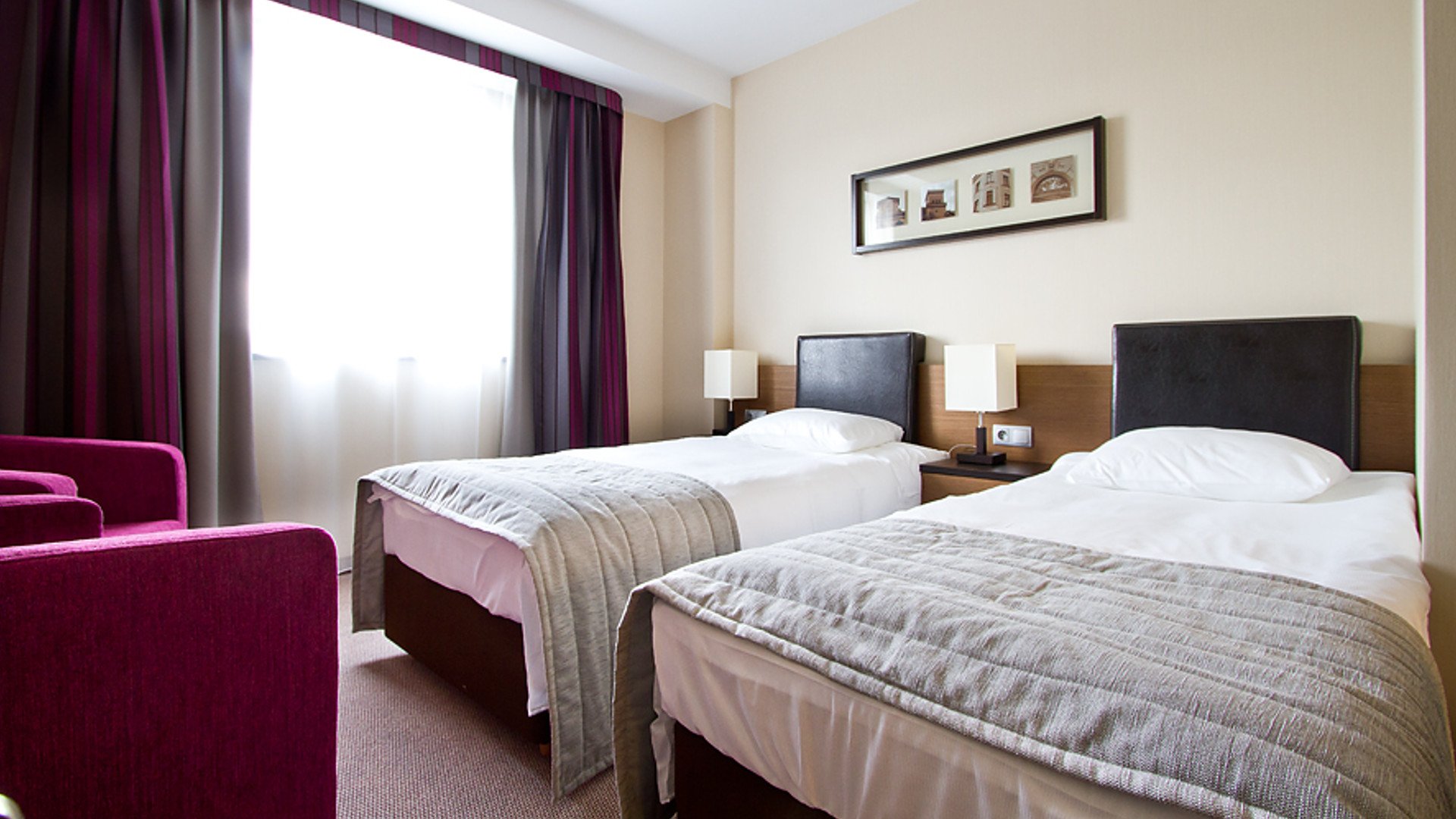 Hotel Bielsko-Biała ⭐ Noclegi Qubus Hotel